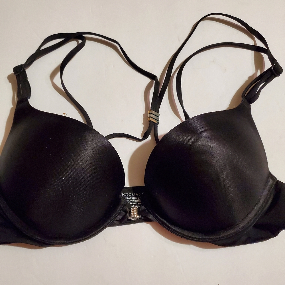 Victoria’s Secret Miraculous Plunge Bra Size 34a - Gem